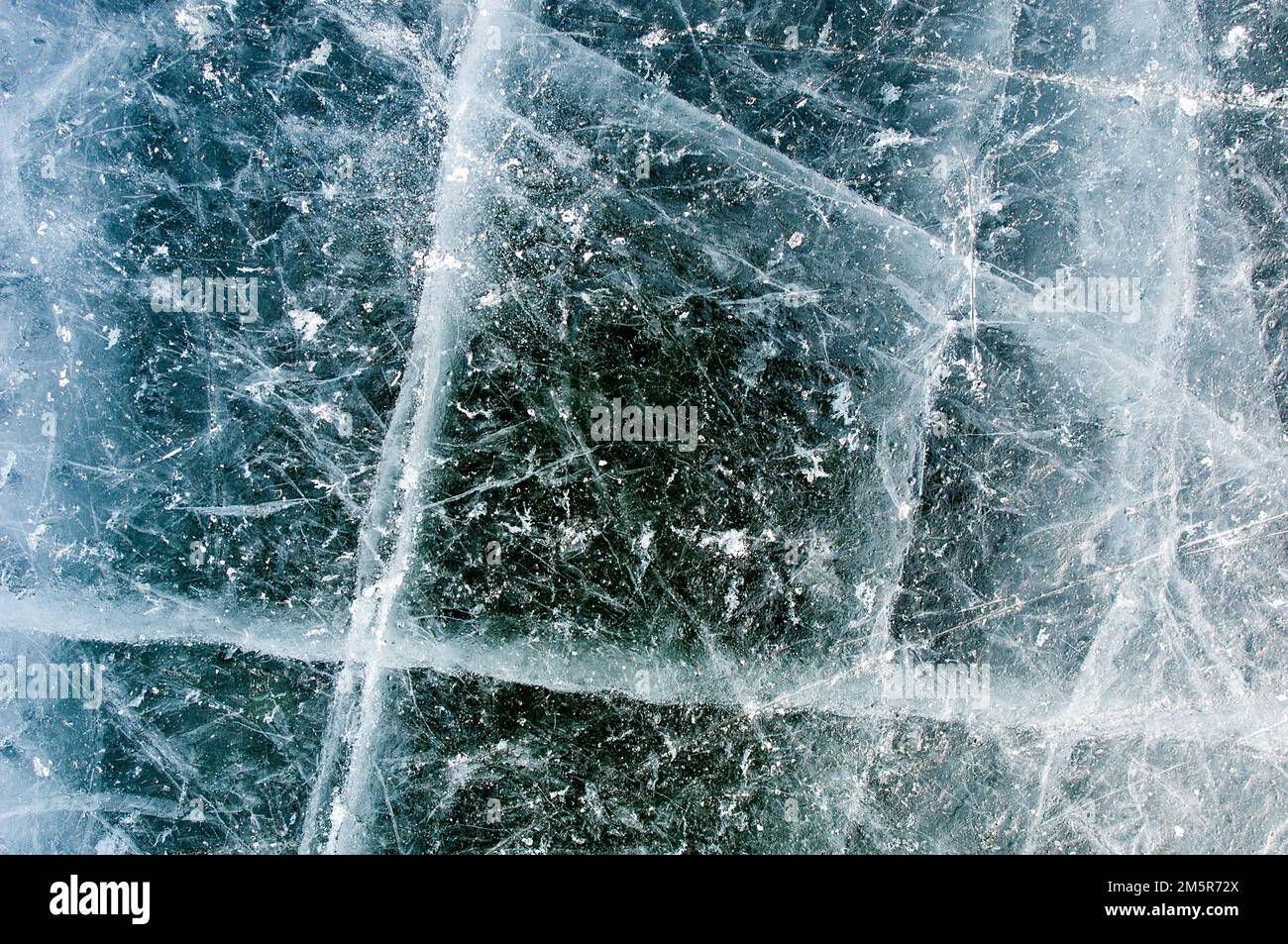 überdachte eisbahn -Fotos und -Bildmaterial in hoher Auflösung – Alamy