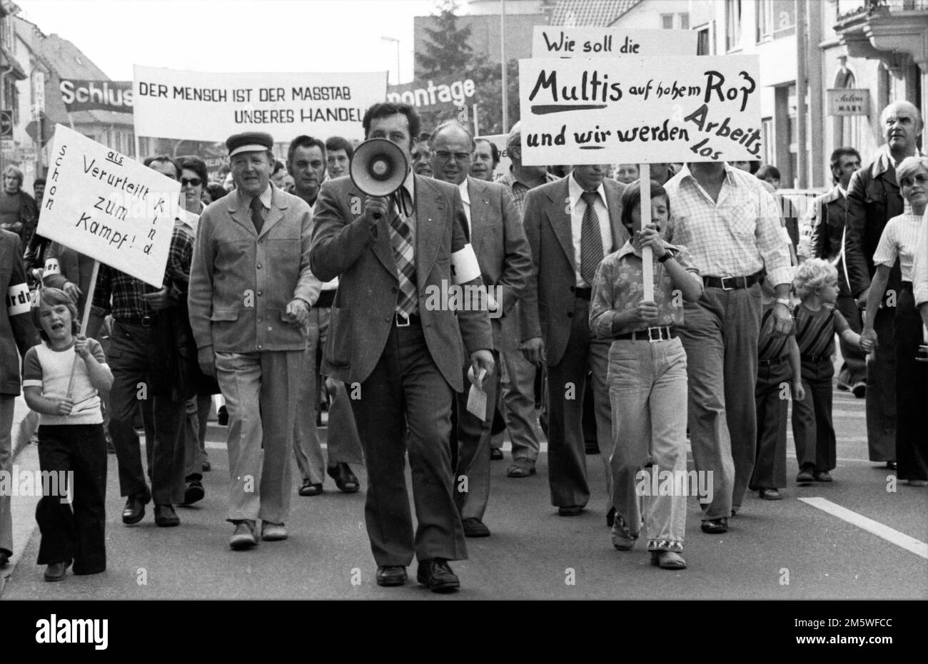 Am 26. September 1976 demonstrierten etwa 6000 Arbeiter und Angestellte ...