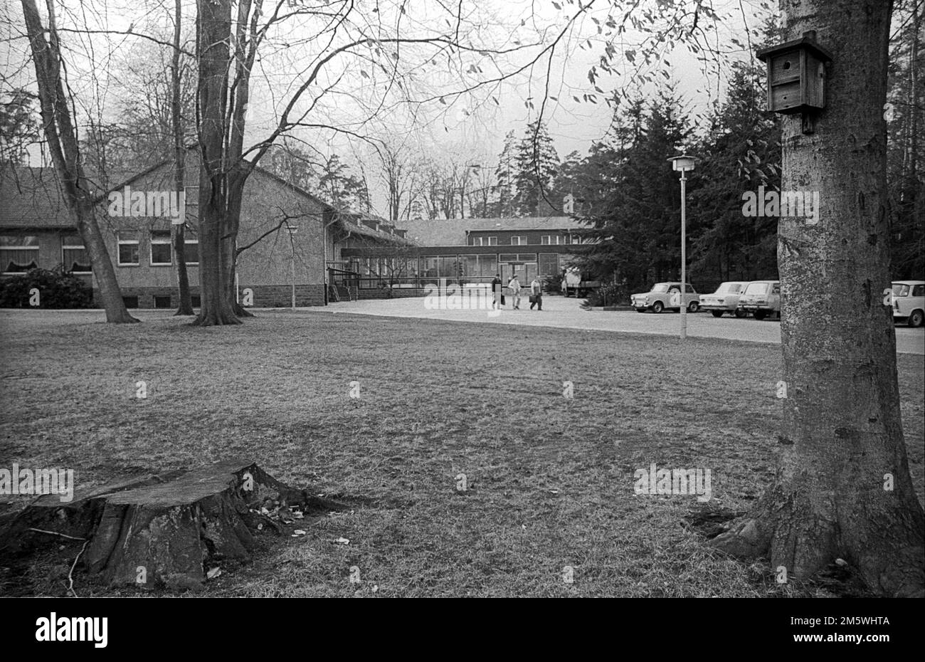 DDR, Bernau, 29. 01. 1990, Waldsiedlung, ehemaliger Regierungswohnsitz ...