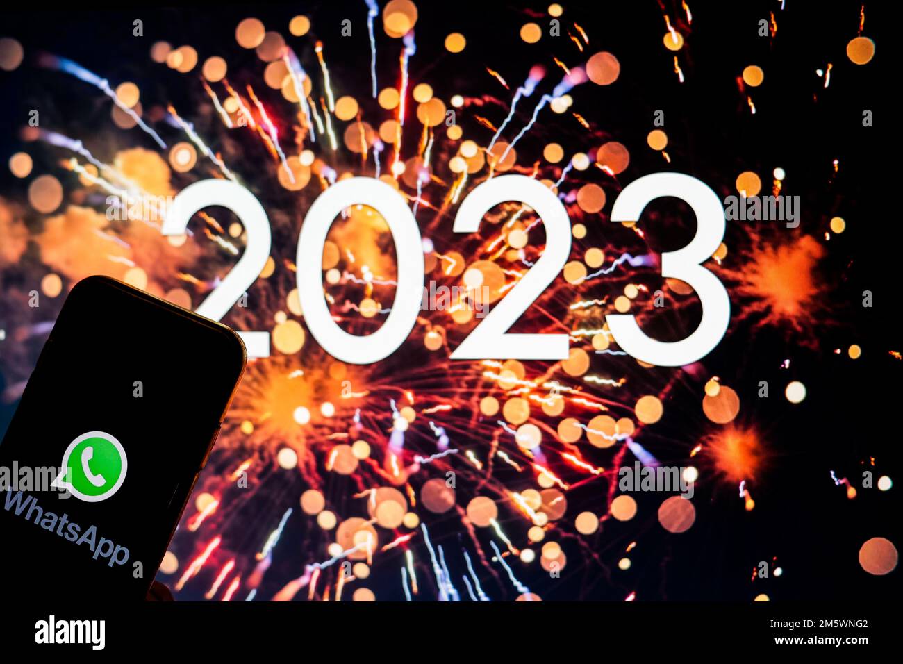 Das whatsapp logo wird auf dem smartphone angezeigt -Fotos und ...