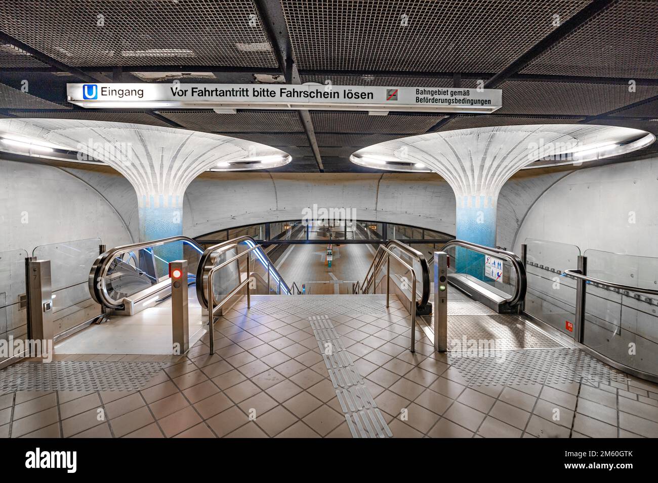 Frankfurter u bahn -Fotos und -Bildmaterial in hoher Auflösung - Seite ...