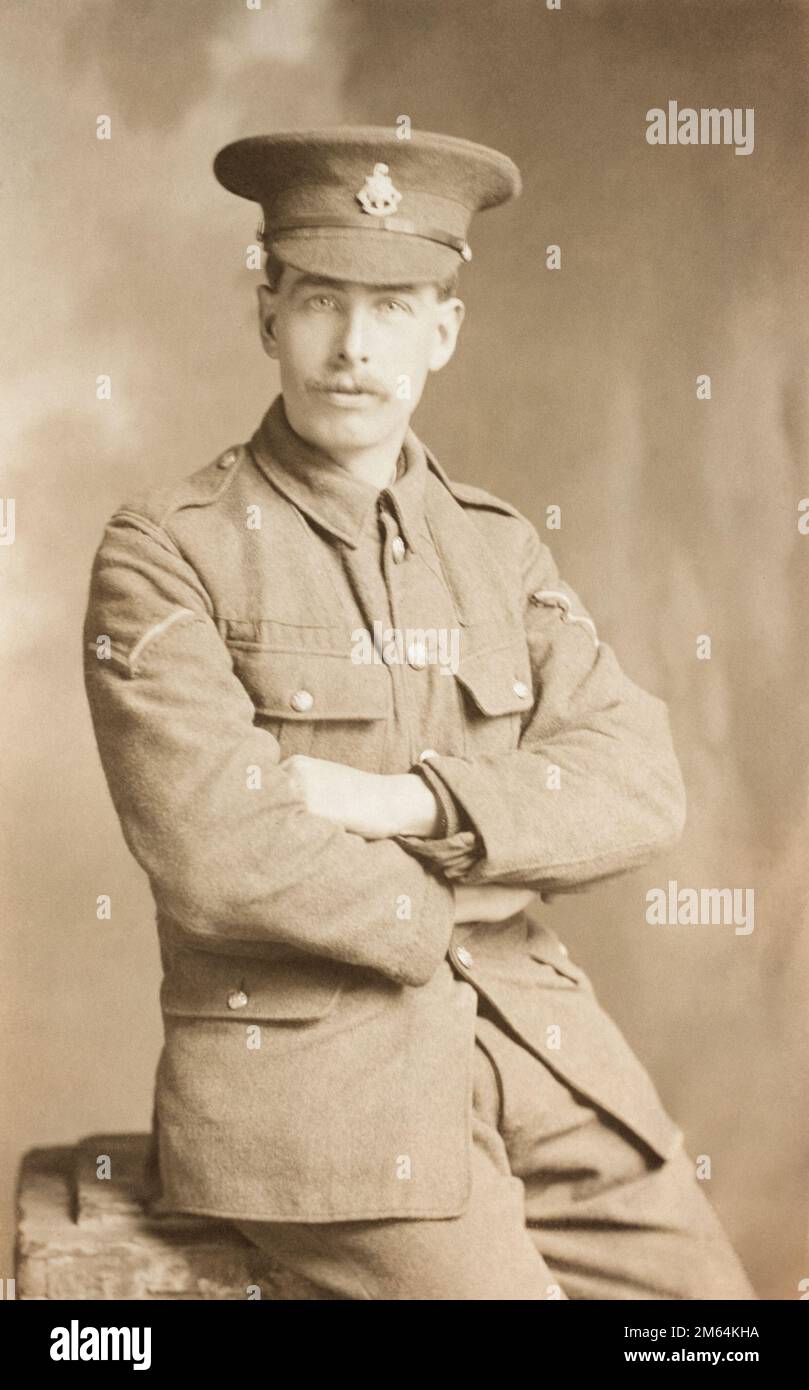 Ein britischer Soldat aus dem Ersten Weltkrieg, ein Korporal im Royal ...
