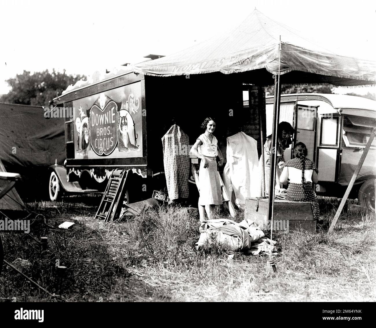 Vintage Circus - hinter den Kulissen des Typical Truck Circus Downie ...