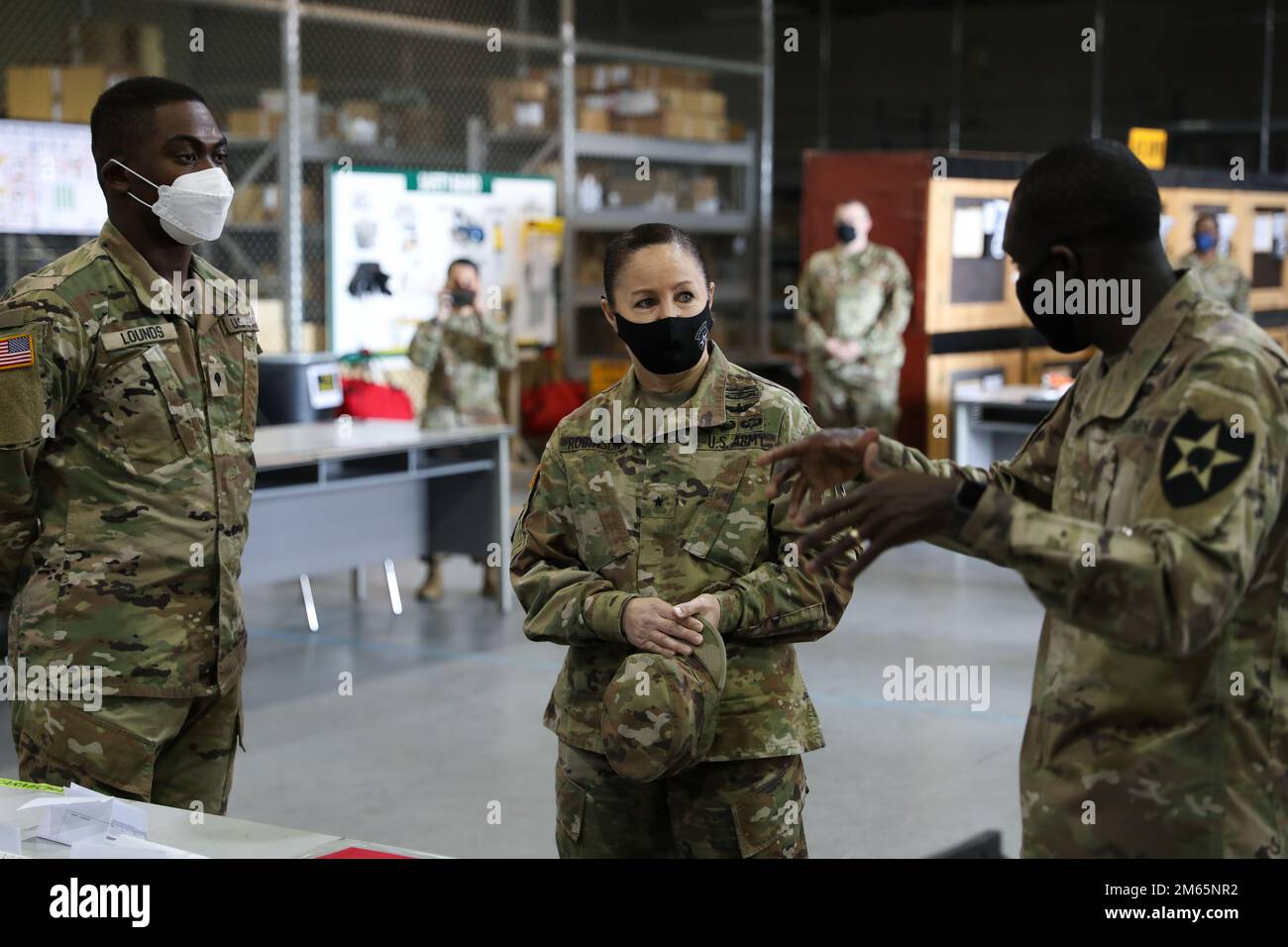 Soldaten der Supply Support Activity, 602. Aviation Support Battalion ...