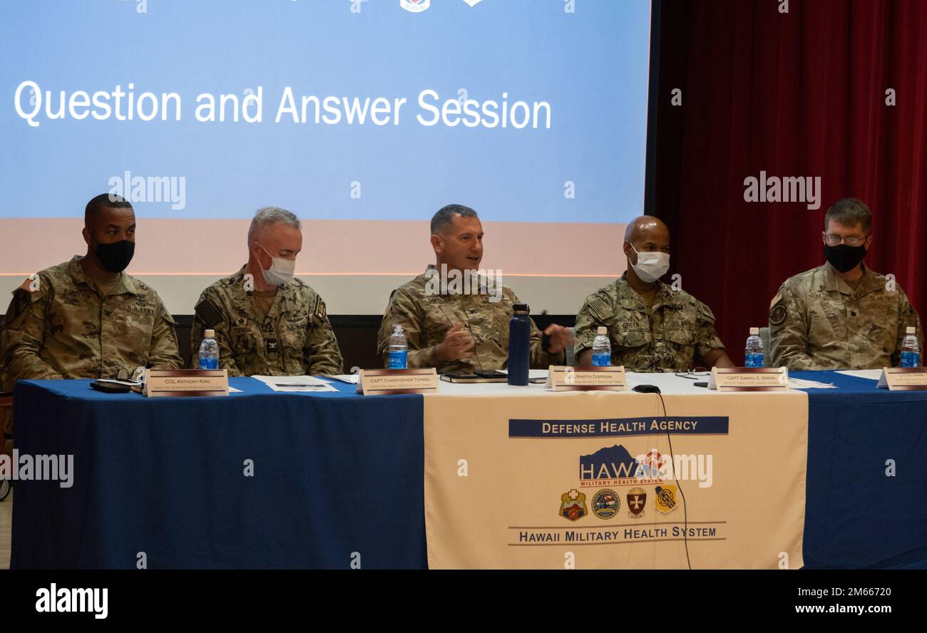 Oberst Anthony King, Direktor, Desmond Doss Hospital Clinic, USA ...