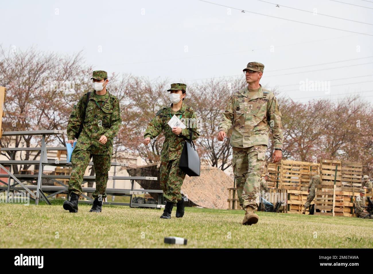 Master Sgt. Justin Sweat, Experte Soldier Badge Kadre und ...