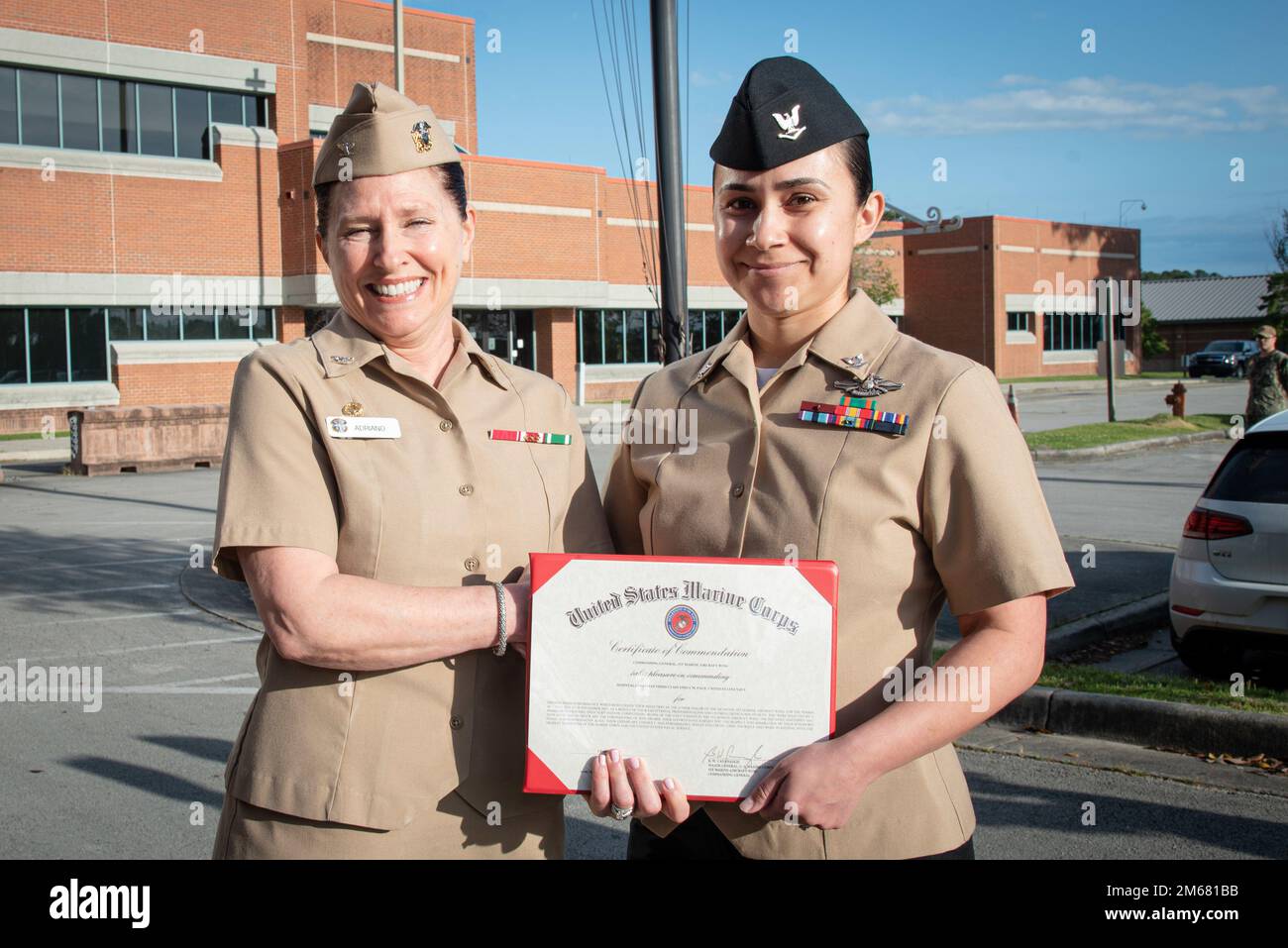 Seeleute, die an Bord der Naval Health Clinic Cherry Point tätig waren, erhielten Anerkennung ...