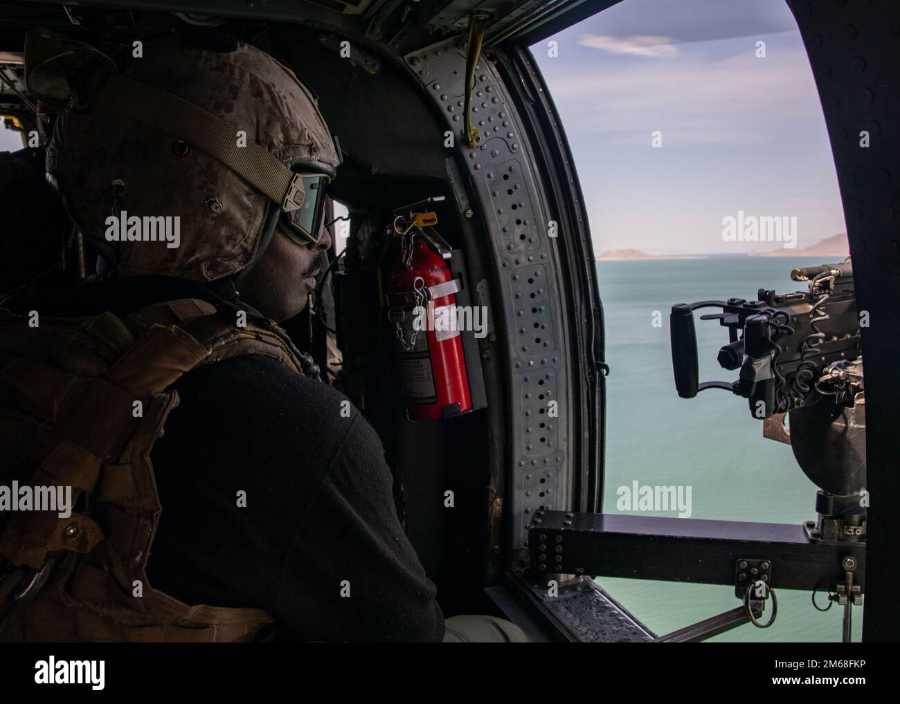 Naval Aircrewman (Helikopter) 1. Klasse Troy Zimmer, zugewiesen zum ...