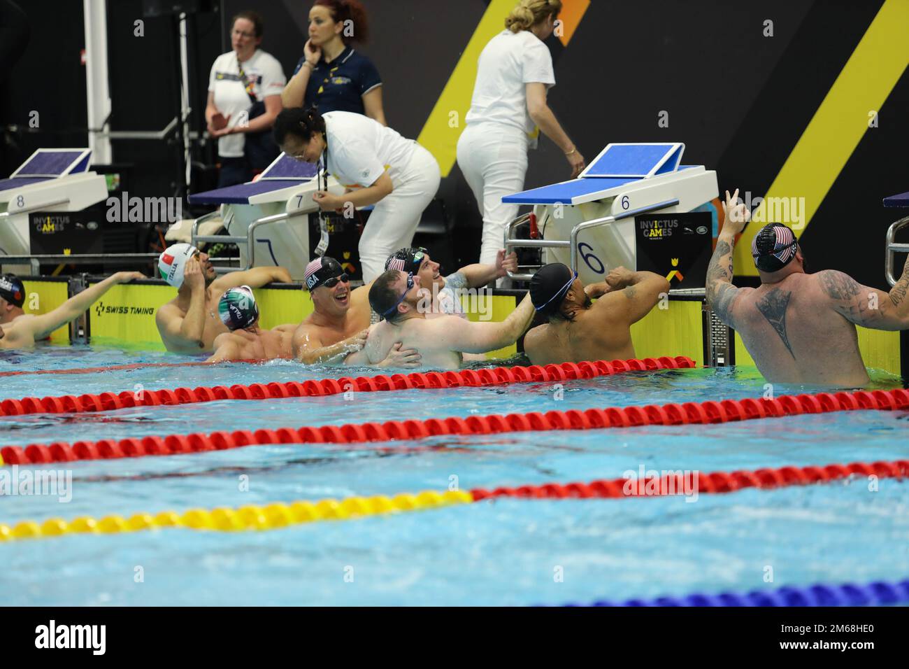 Invictus team uns -Fotos und -Bildmaterial in hoher Auflösung – Alamy
