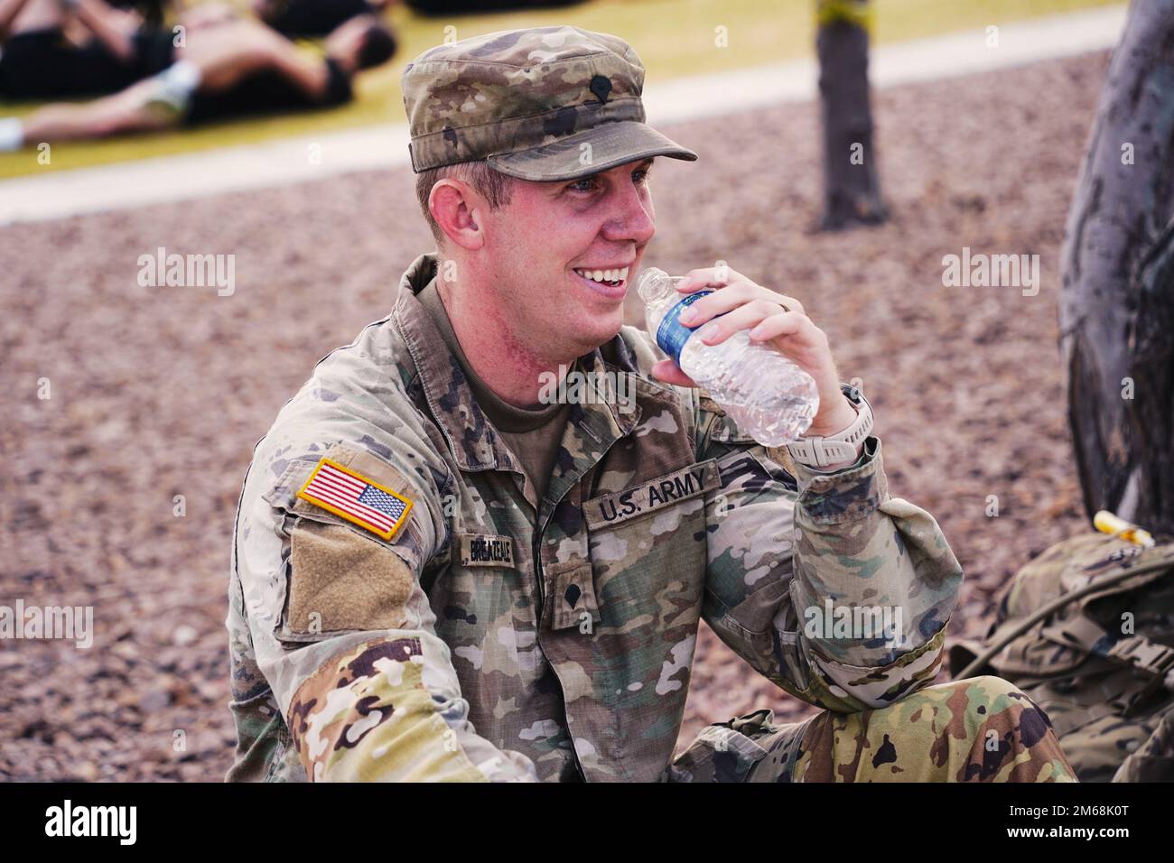 USA Army SPC. Travis Breazeale, Hauptquartier und Hauptquartier Battery ...