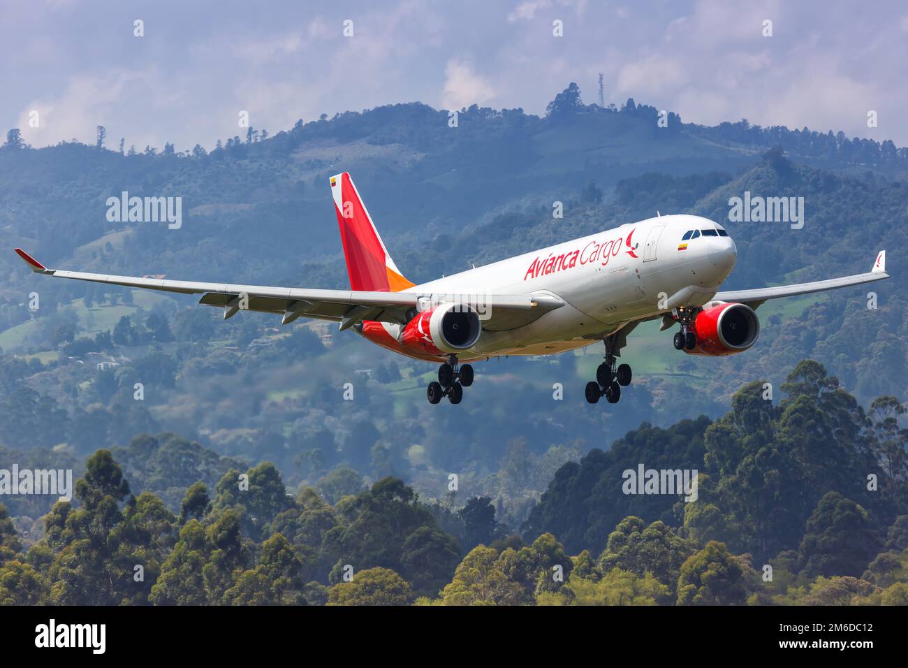 Avianca fracht airbus a330 -Fotos und -Bildmaterial in hoher Auflösung ...