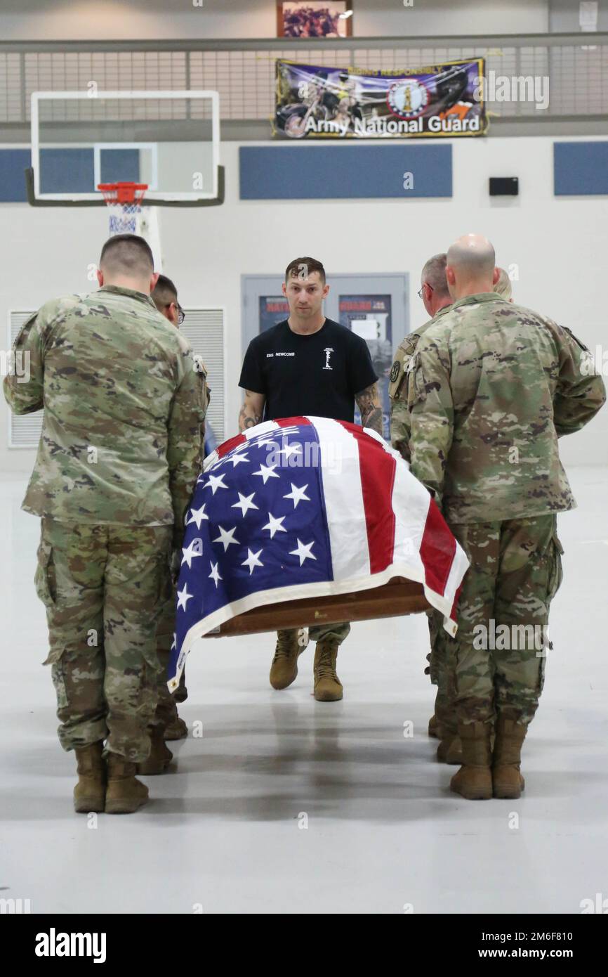 Sgt 1 klasse joseph newcomb -Fotos und -Bildmaterial in hoher Auflösung ...