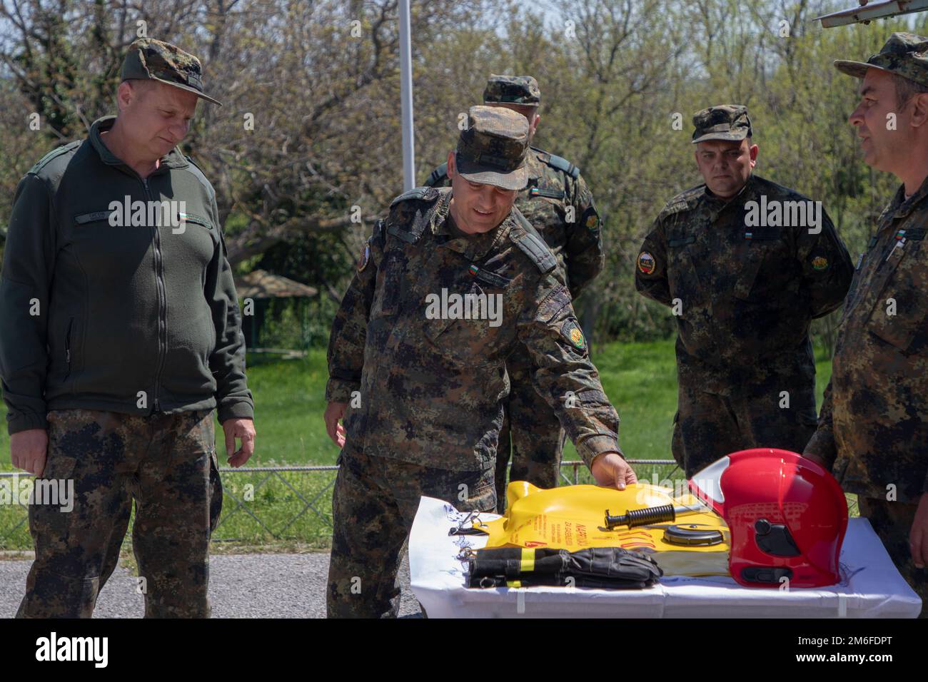 Oberstleutnant Petar Petrov, Befehlshaber des Ausbildungsbereichs Novo ...