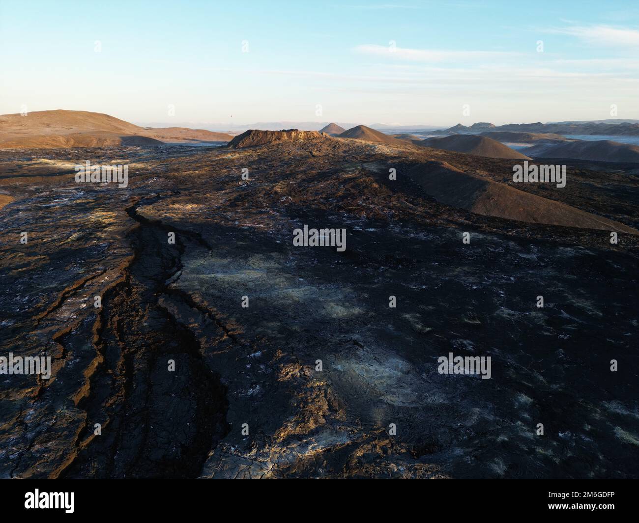 Vulcano fagradalsfjall in islanda 2022 -Fotos und -Bildmaterial in ...