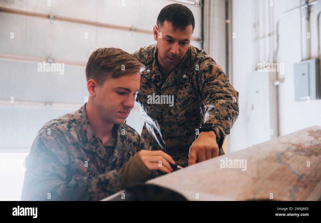 Regimantale erstausbildung -Fotos und -Bildmaterial in hoher Auflösung ...