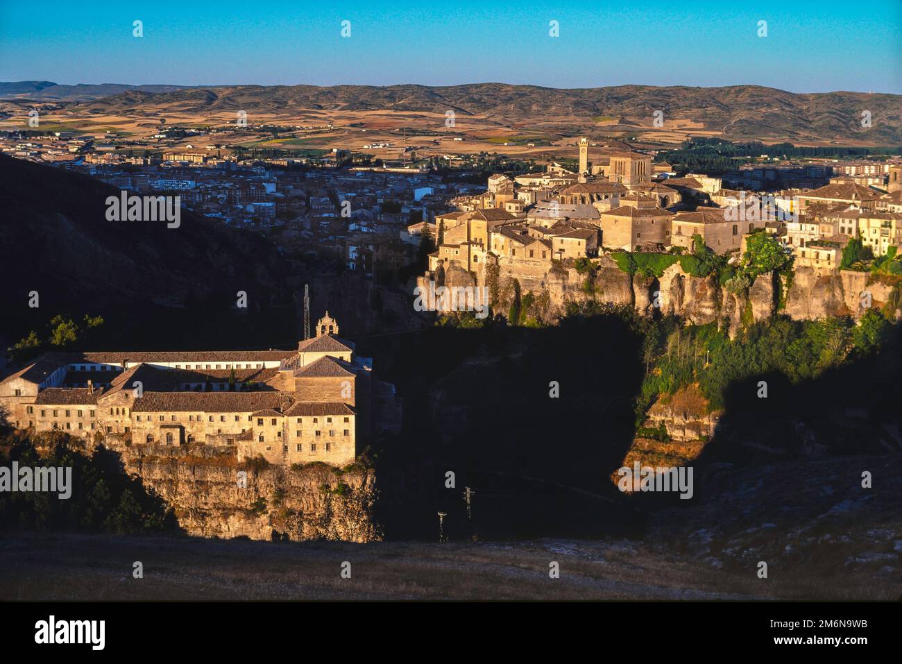 Cuenca kloster und die skyline der stadt -Fotos und -Bildmaterial in ...