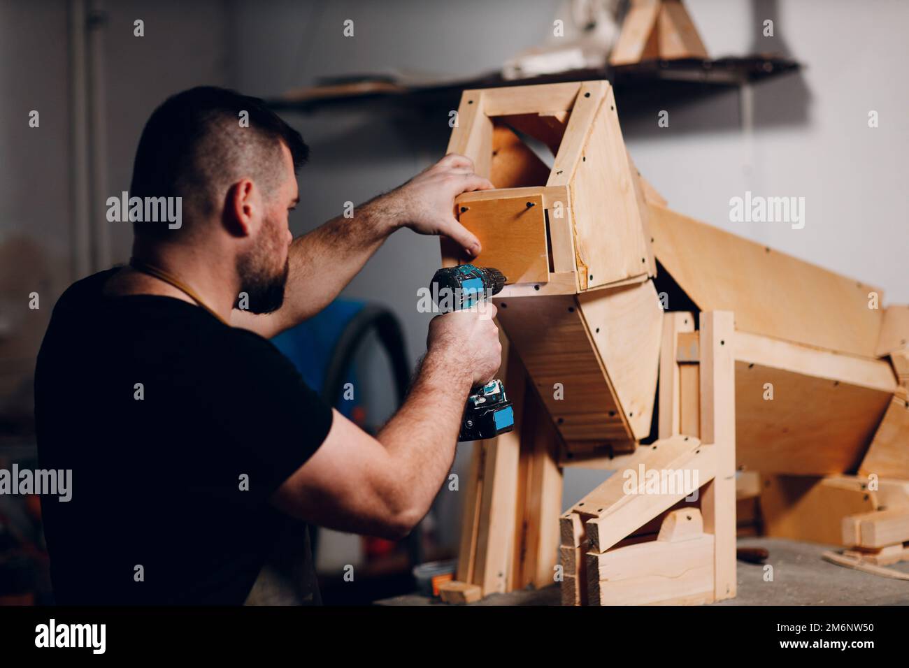 Kopfrahmen aus holz -Fotos und -Bildmaterial in hoher Auflösung – Alamy