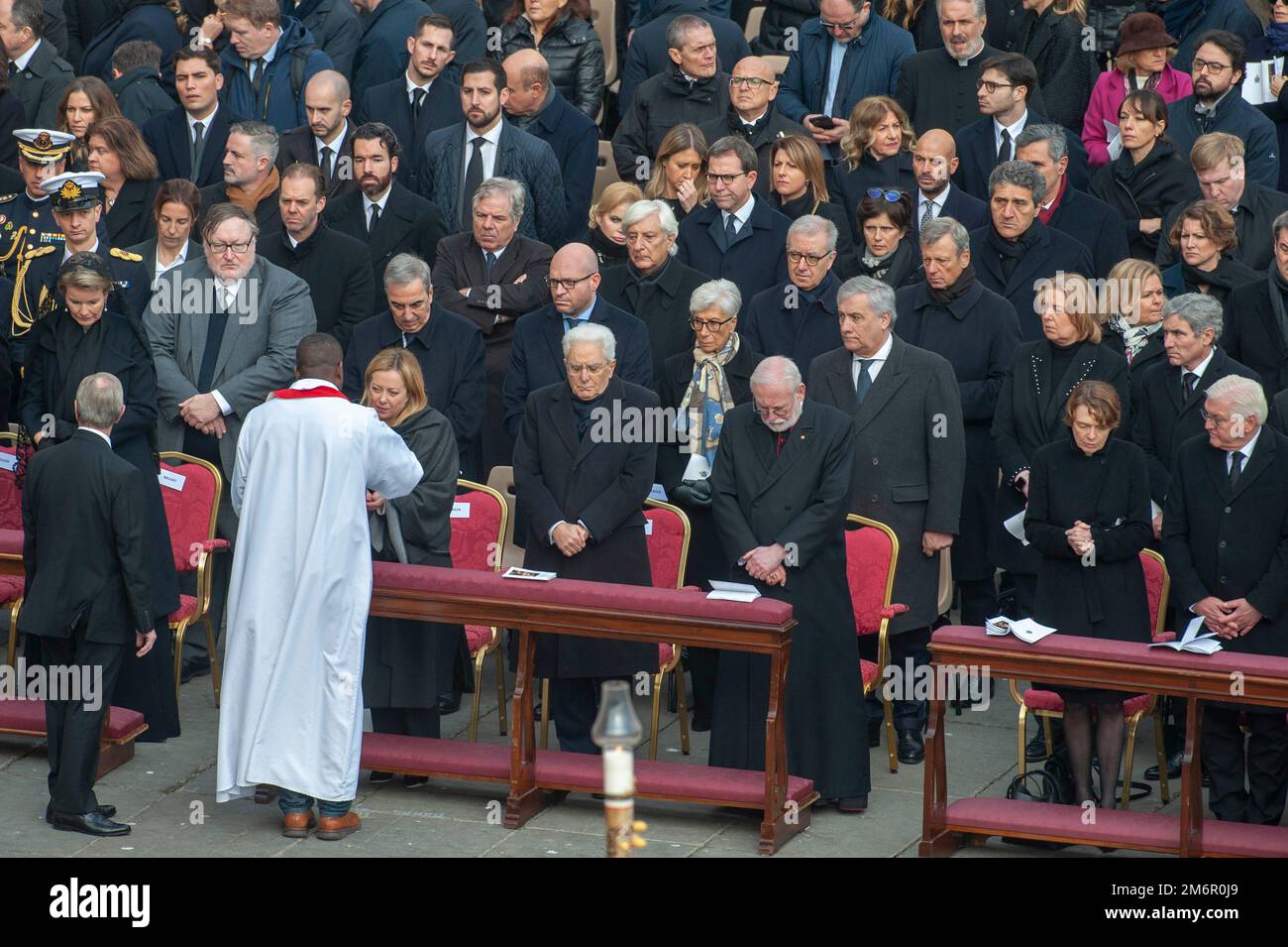 Giorgia meloni vaticano -Fotos und -Bildmaterial in hoher Auflösung – Alamy