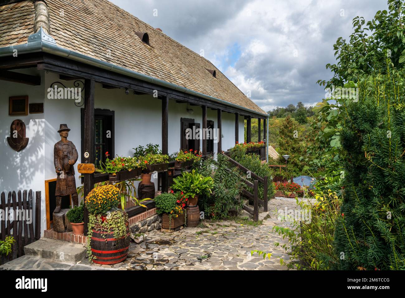 Wahrzeichen holloko -Fotos und -Bildmaterial in hoher Auflösung – Alamy