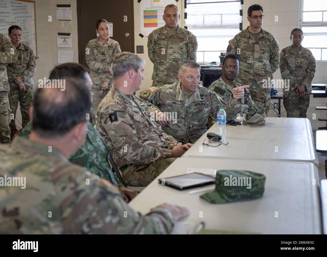 Amerikanische armee auf fremdem boden -Fotos und -Bildmaterial in hoher ...