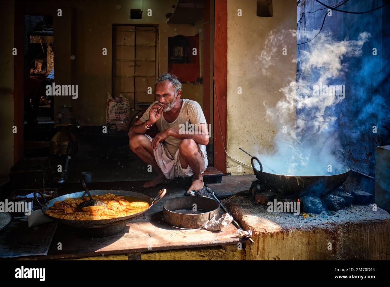 Street food stall india -Fotos und -Bildmaterial in hoher Auflösung – Alamy