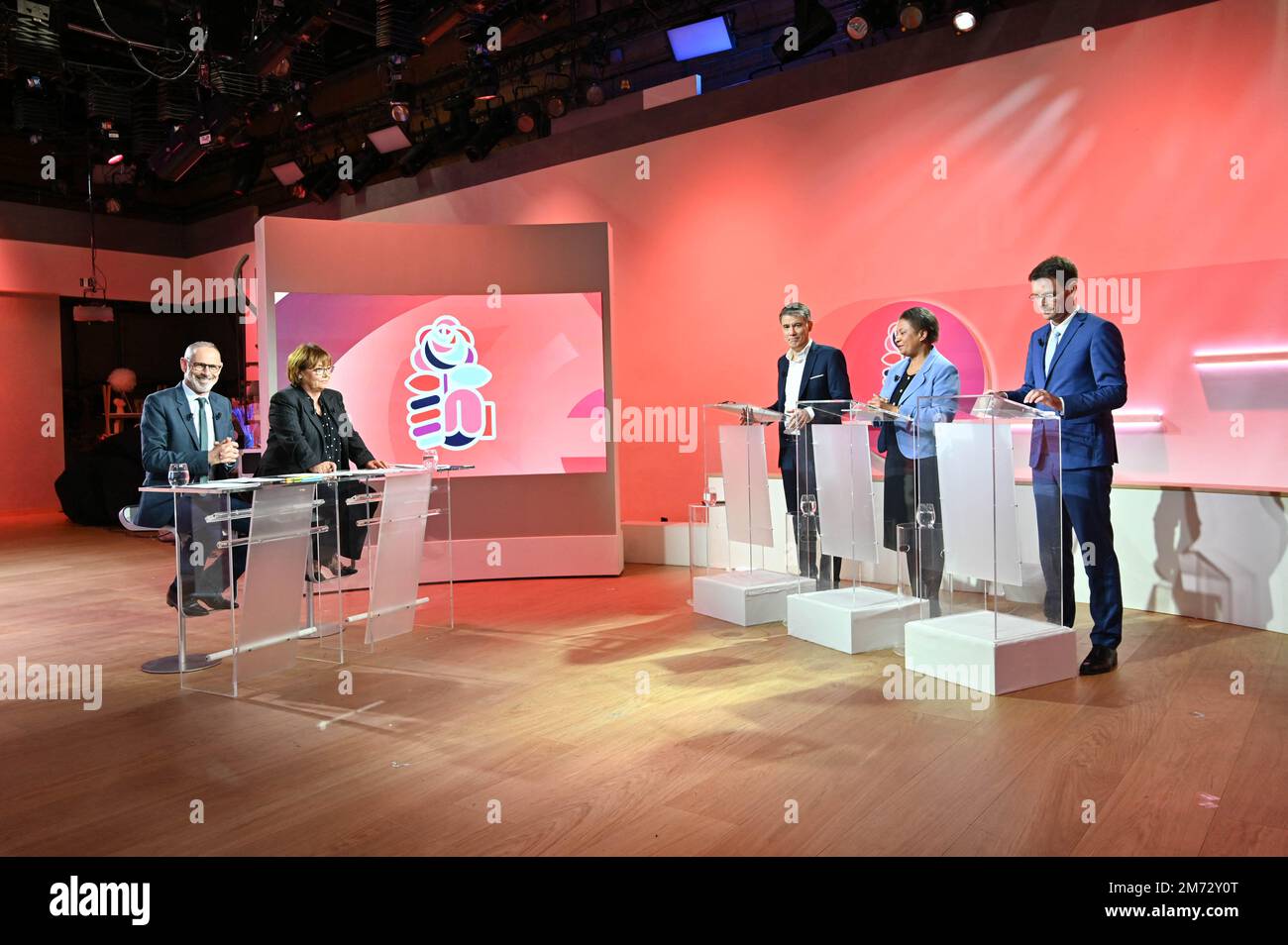 Nathalie Saint-Cricq, Journalistin und Leiterin des politischen ...