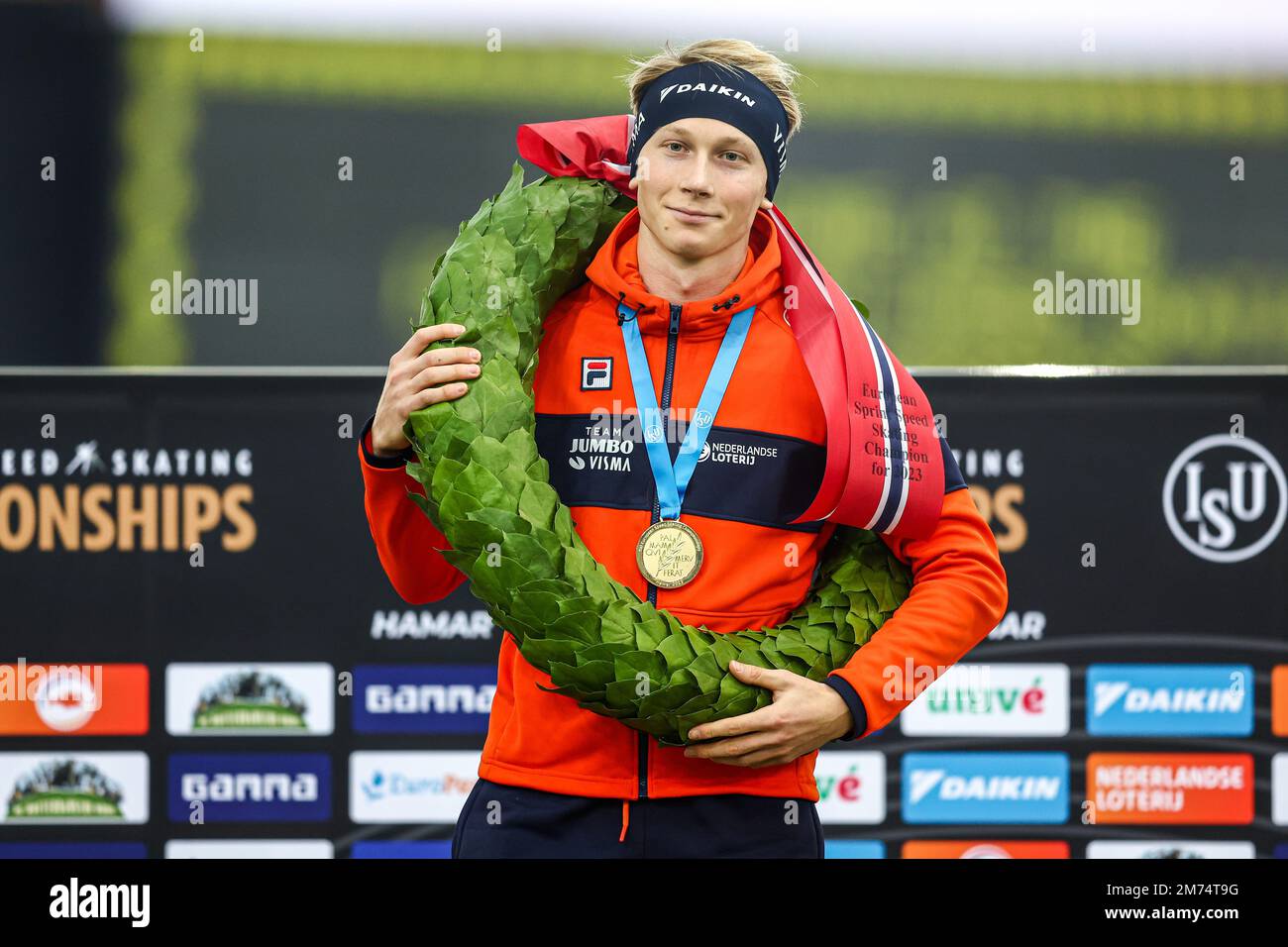 HAMAR - Merijn Scheperkamp (NED) bei der Preisverleihung des Sprint ...
