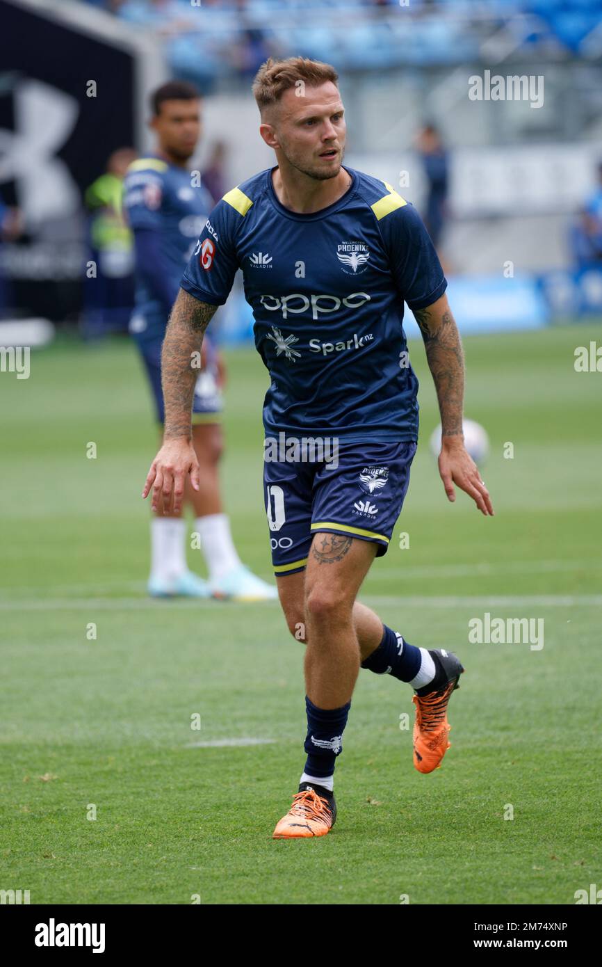 David Ball von Wellington Phoenix wärmt sich vor dem Spiel zwischen dem ...