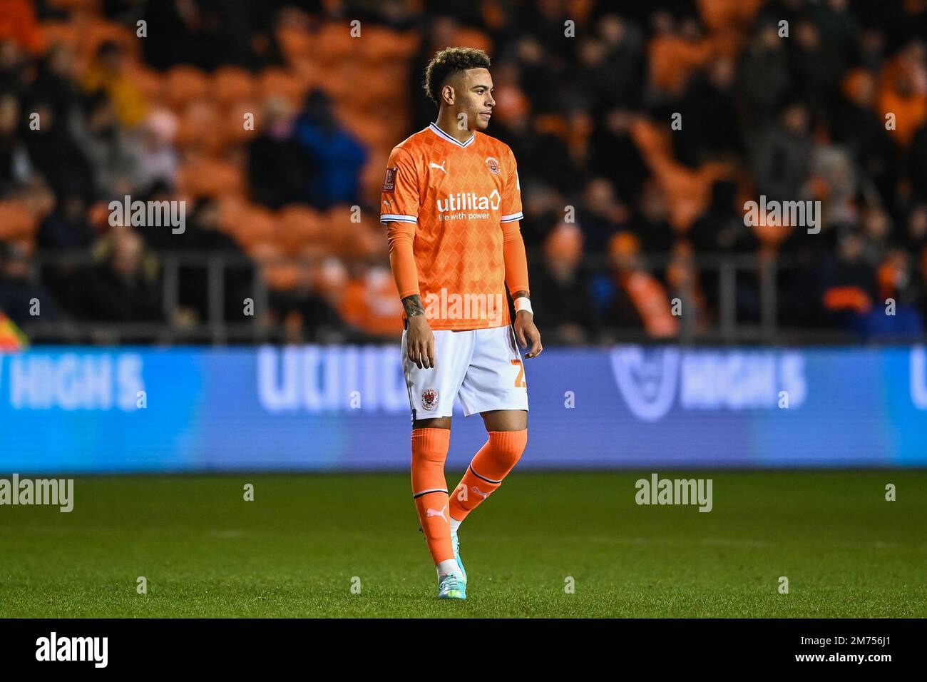 Morgan Rogers #25 of Blackpool während des Emirates FA Cup Third Round ...