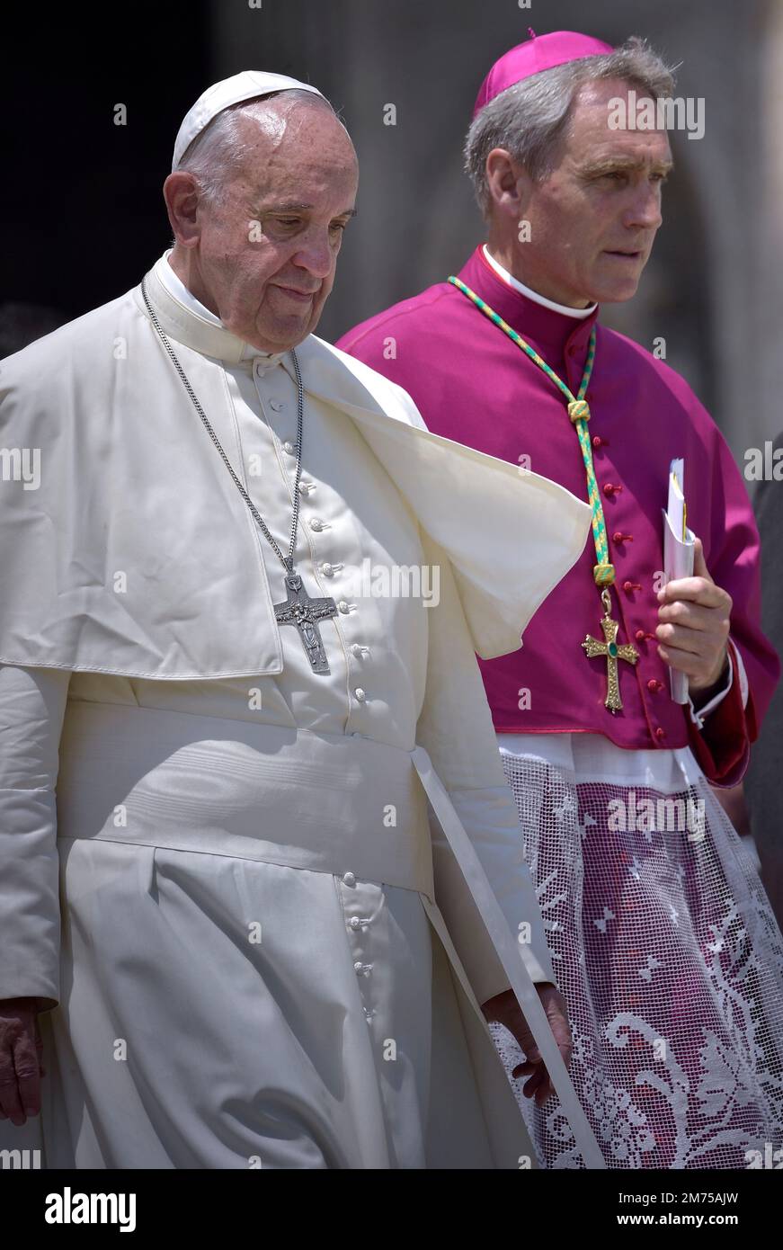 Wunderbar Georg Gnswein Frher Fotos