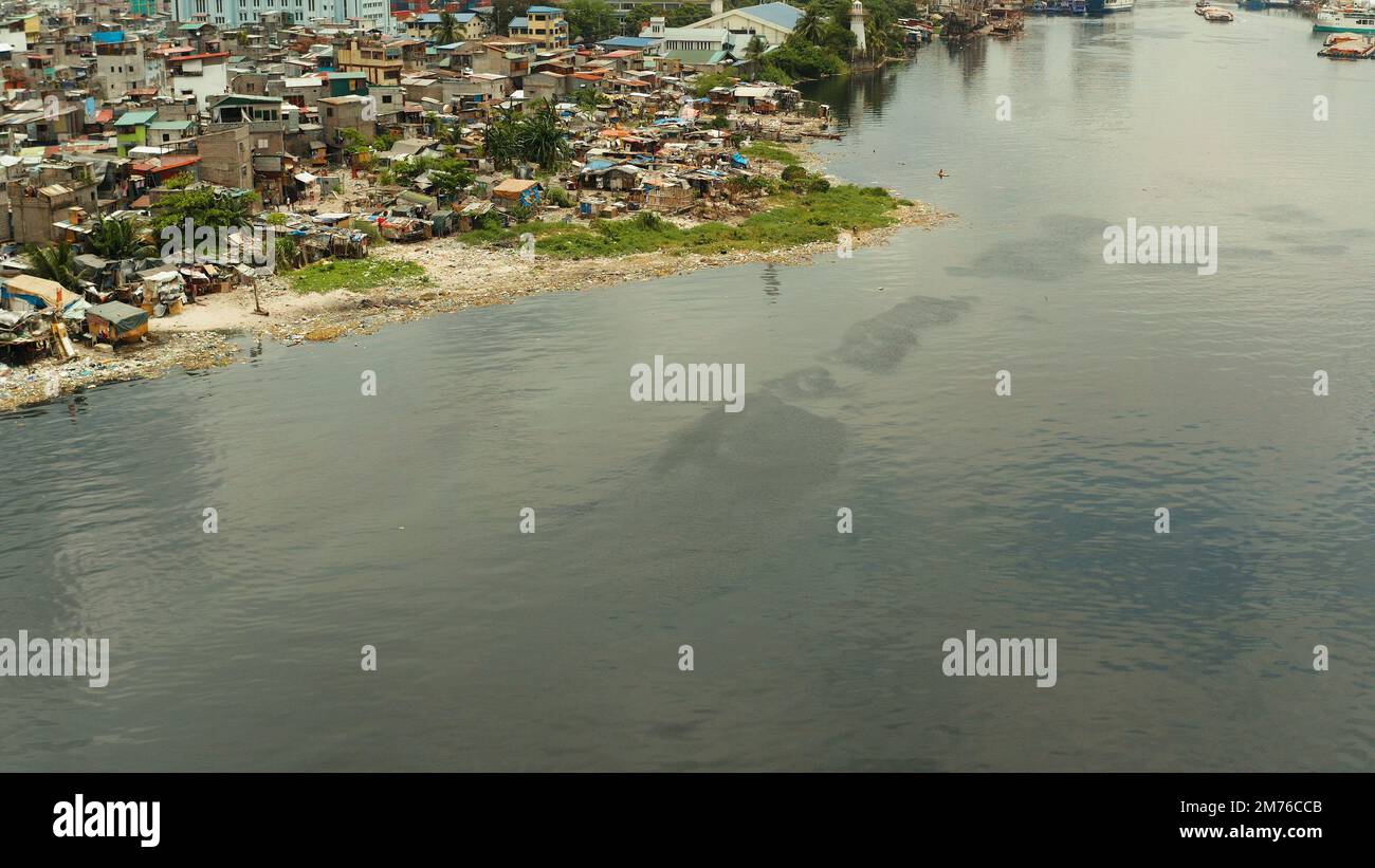 Slum am pasig river in manila -Fotos und -Bildmaterial in hoher Auflösung – Alamy