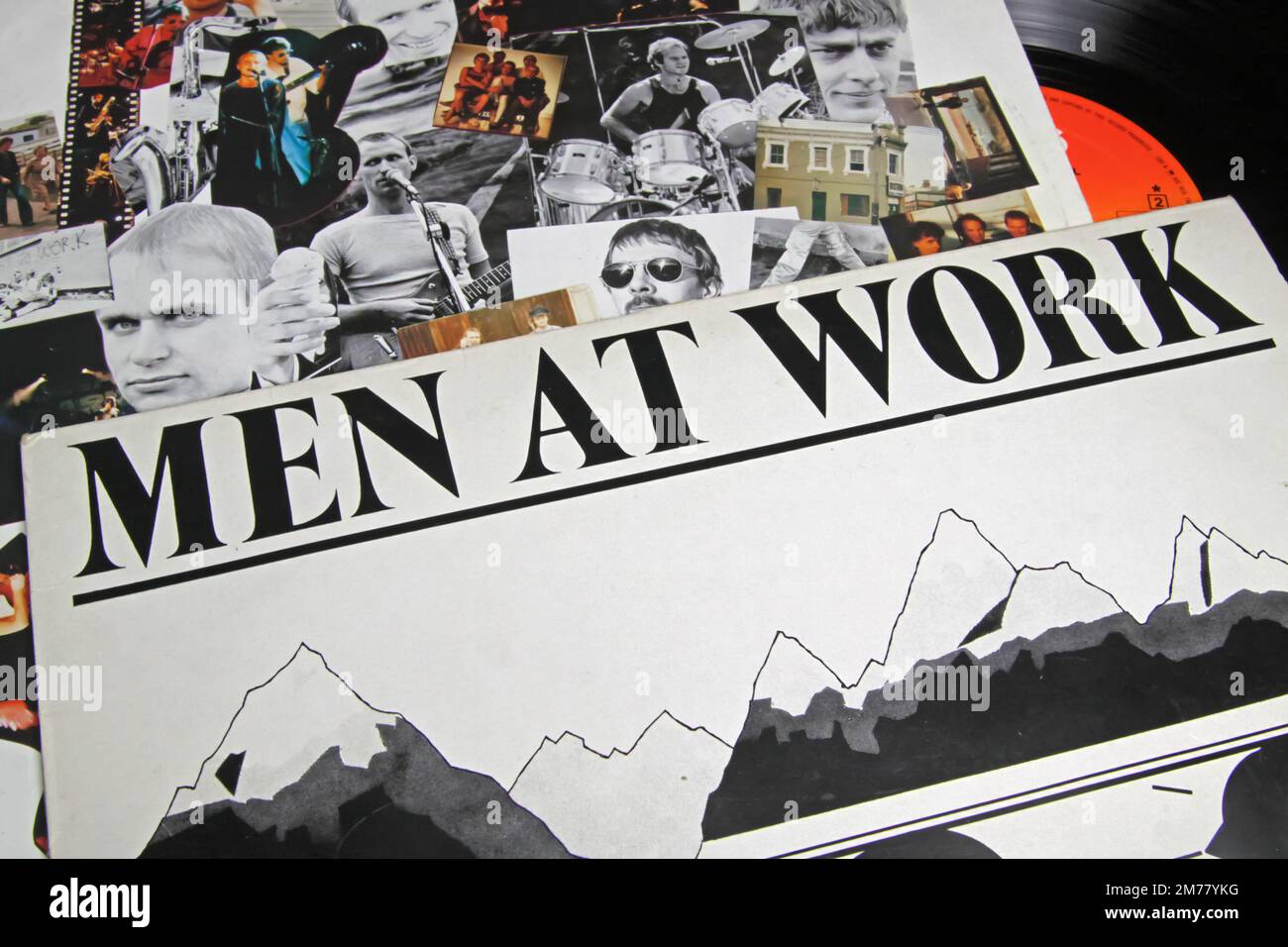 Viersen, Deutschland - November 9. 2022: Zusammenfassung des Debüt-Albums „Business as usual ...