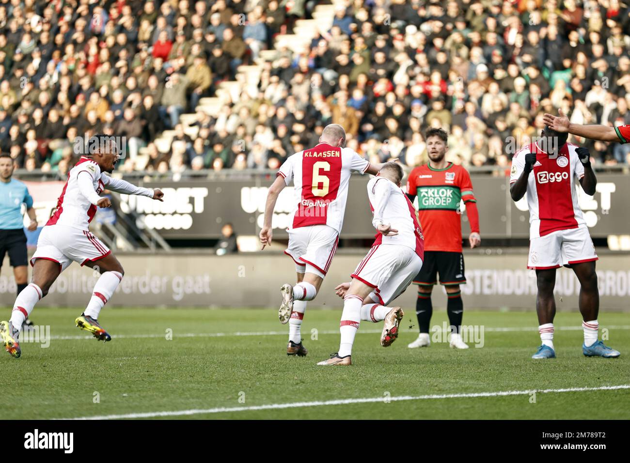 NIJMEGEN - (lr) Jurrien Timber aus Ajax, Davy Klaassen aus Ajax, Kenneth Taylor aus Ajax, Brian ...