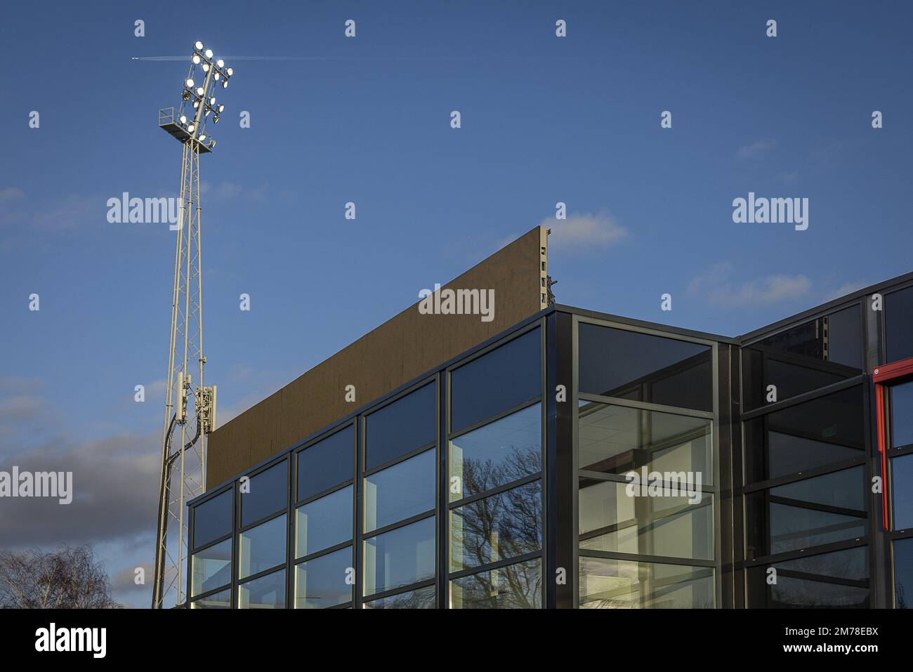 ROTTERDAM - 08-01-2023. Excelsior - Groningen, Van Donge & De Roo ...