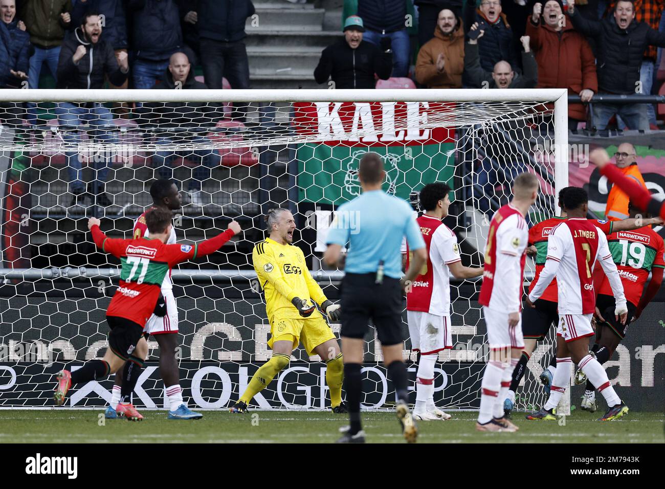 NIJMEGEN - (LR) Dirk Propper of NEC Nijmegen, Brian Brobbey of Ajax ...