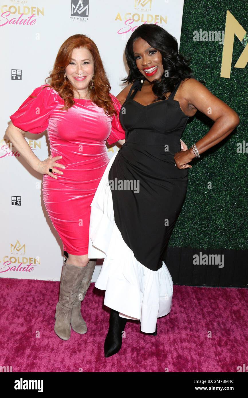 LOS ANGELES - 8. JANUAR: Lisa Ann Walter, Sheryl Lee Ralph bei Einem Golden Salute an Sheryl Lee ...