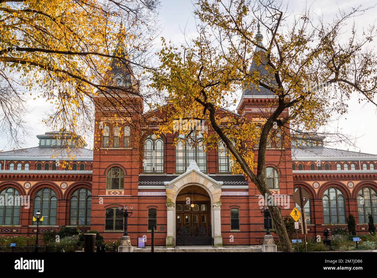 Arts and Industries Building, das zweitälteste (nach dem Schloss) der ...