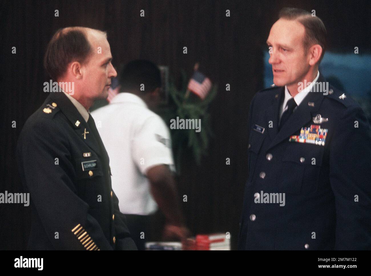 Ehemaliger Kriegsgefangener und USA Army MAJ Raymond Cecil Schrump ...