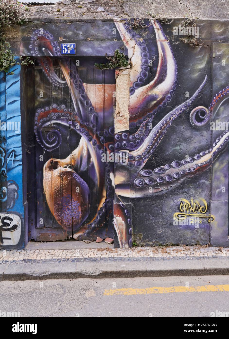 Octopus graffiti -Fotos und -Bildmaterial in hoher Auflösung – Alamy