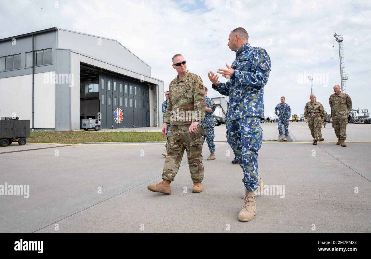 USA Oberst der Luftwaffe, Sergeant Benjamin Hedden, USA Befehlshaber ...