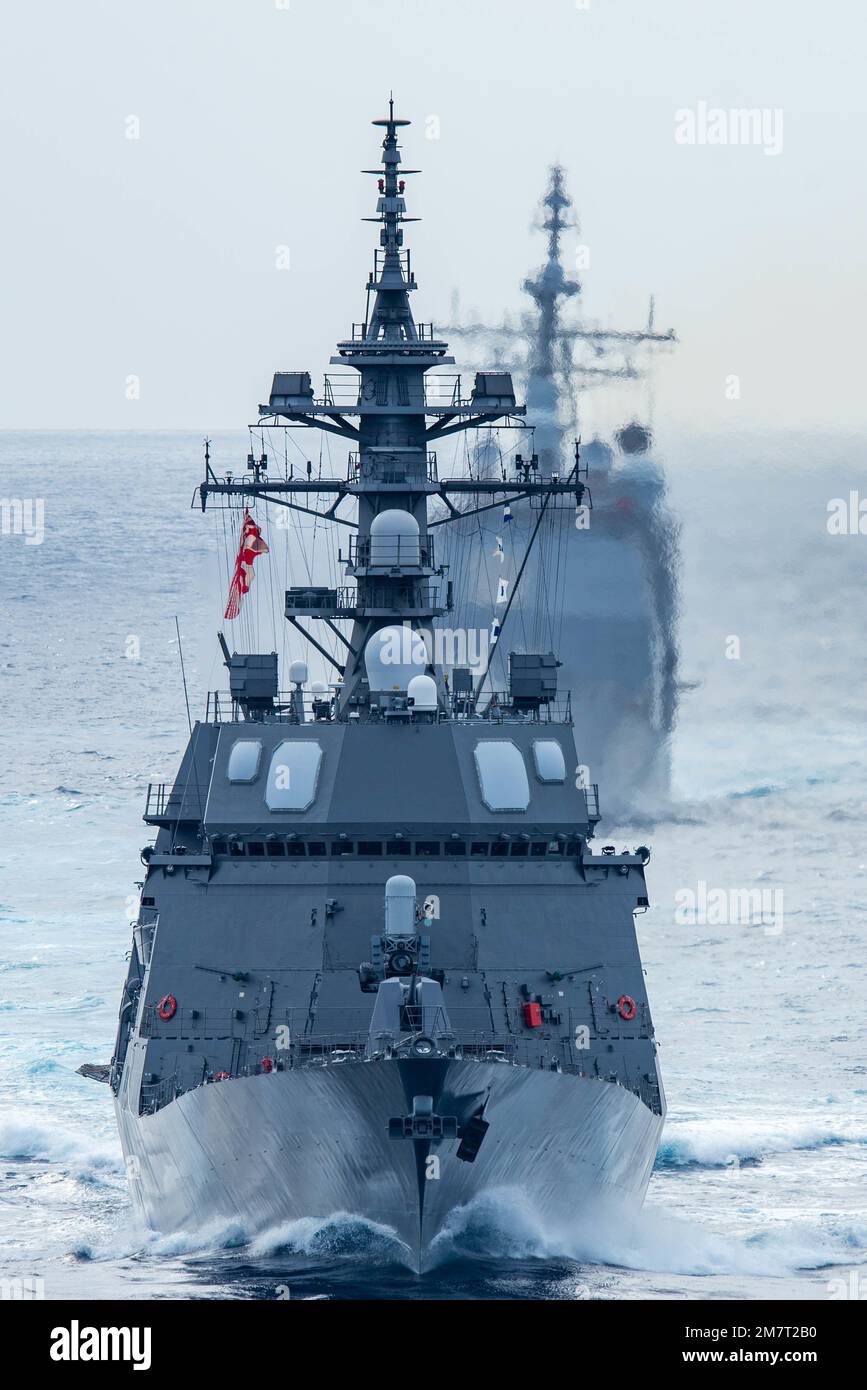 220512-N-BR419-2088 PHILIPPINE SEA (12. Mai 2022) Japan Maritime Self ... 220512-N-BR419-2088 PHILIPPINE SEA (12. Mai 2022) Japan Maritime Self ...