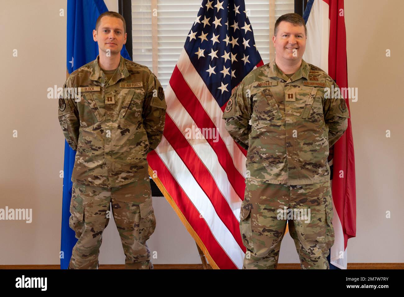 Mehrere Airmen der 157. Air Operations Group erhielten ihre jährlichen ...