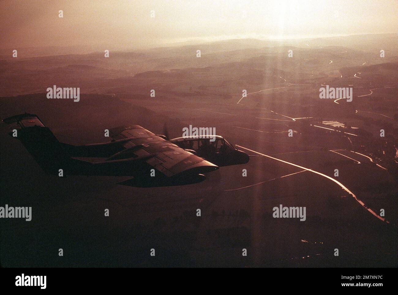 Eine rechte Seitenansicht eines OV-10 Bronco-Flugzeugs der taktischen ...