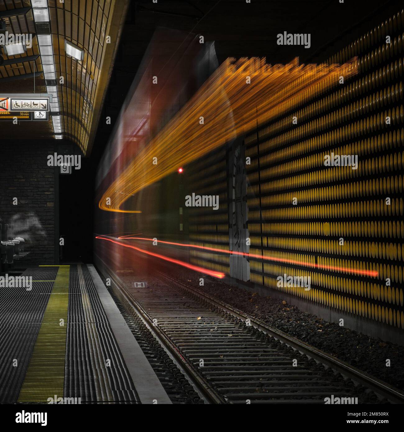 U bahn bonn -Fotos und -Bildmaterial in hoher Auflösung – Alamy