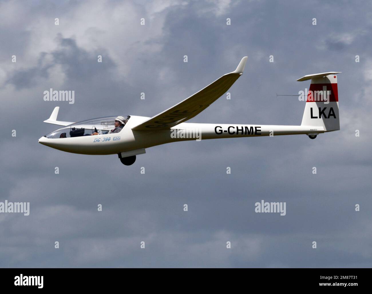 Elan segelflugzeug -Fotos und -Bildmaterial in hoher Auflösung – Alamy