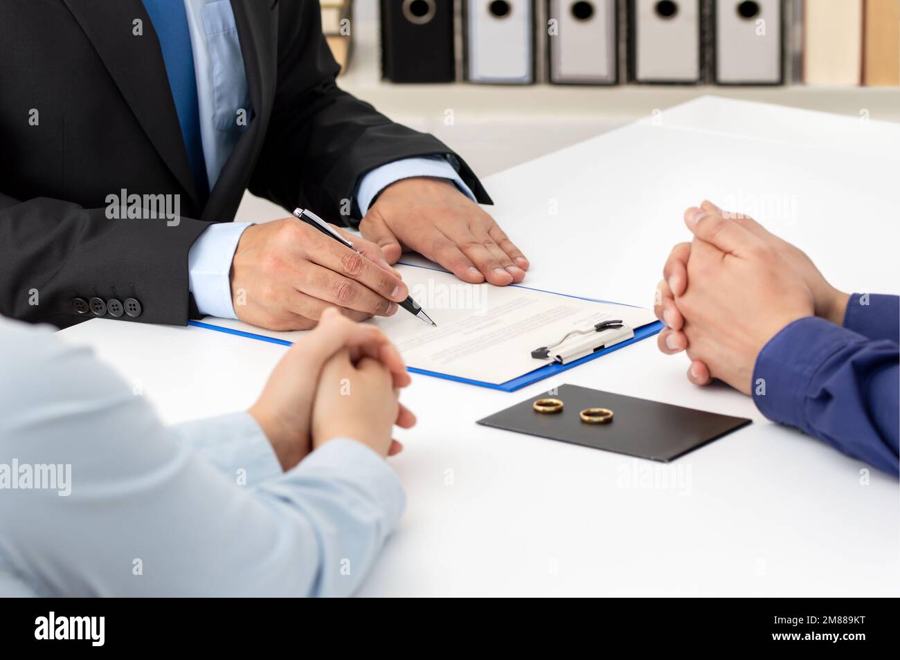 Annullamento del contratto -Fotos und -Bildmaterial in hoher Auflösung ...