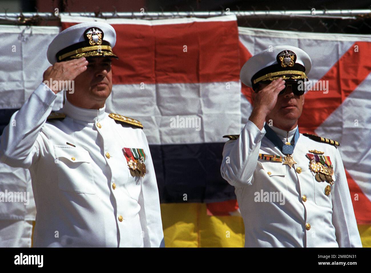 Konteradmiral Alvin B. Koeneman, CHEF der Kaplan/Direktor der ...