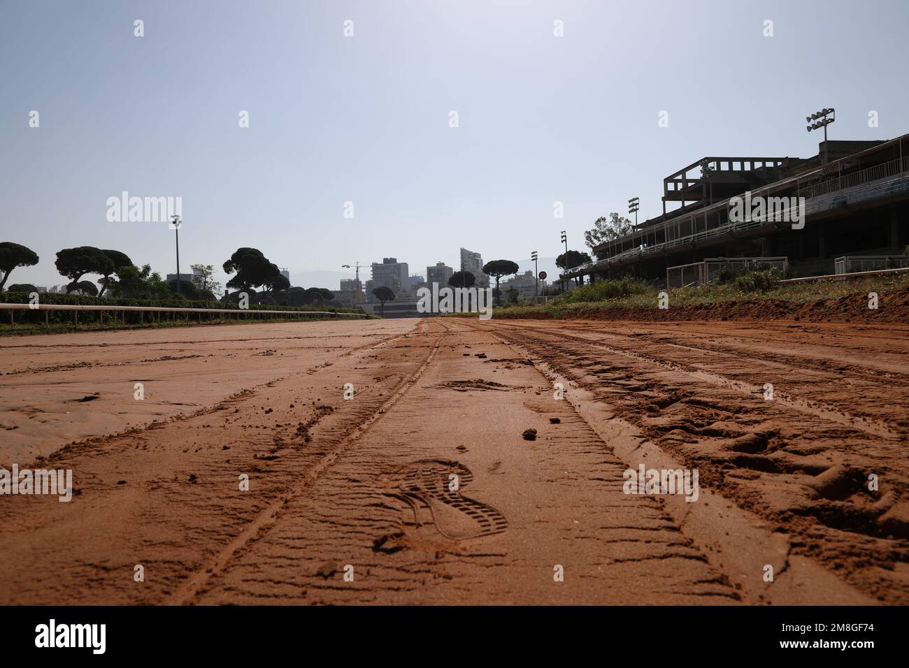Das Hippodrome du Parc de Beyrouth ist eine Pferderennanlage im Horsh ...