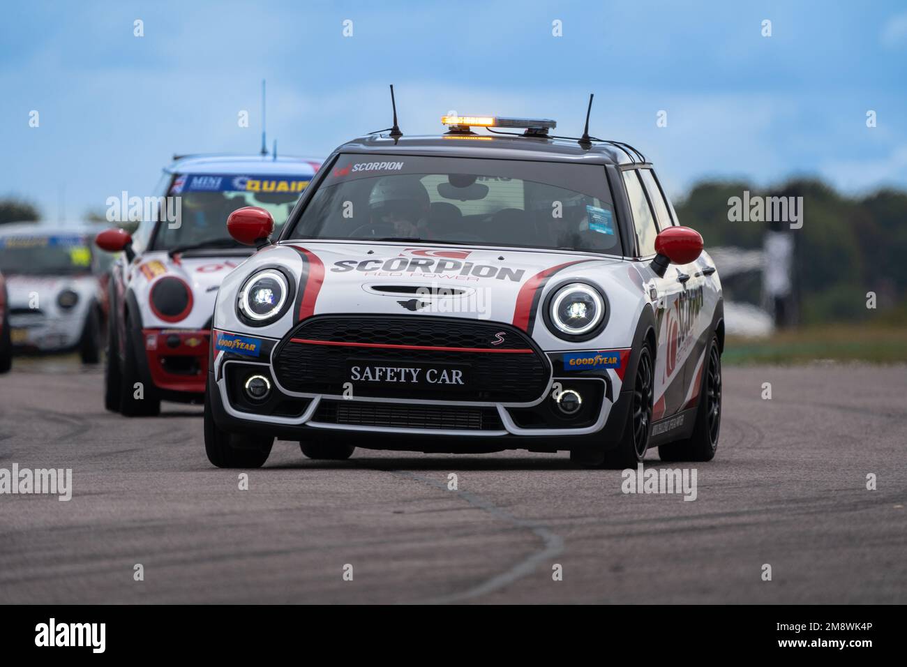 Quaife mini challenge thruxton rennen 1 -Fotos und -Bildmaterial in ...