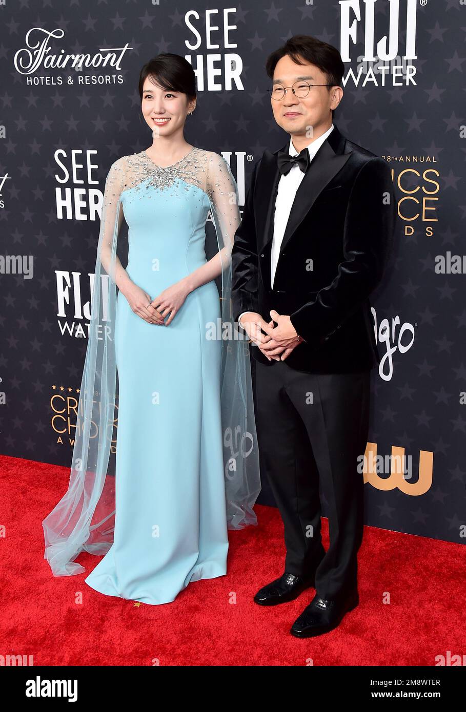Park Eun-bin, left, and Yu In-sik arrive at the 28th annual Critics ...